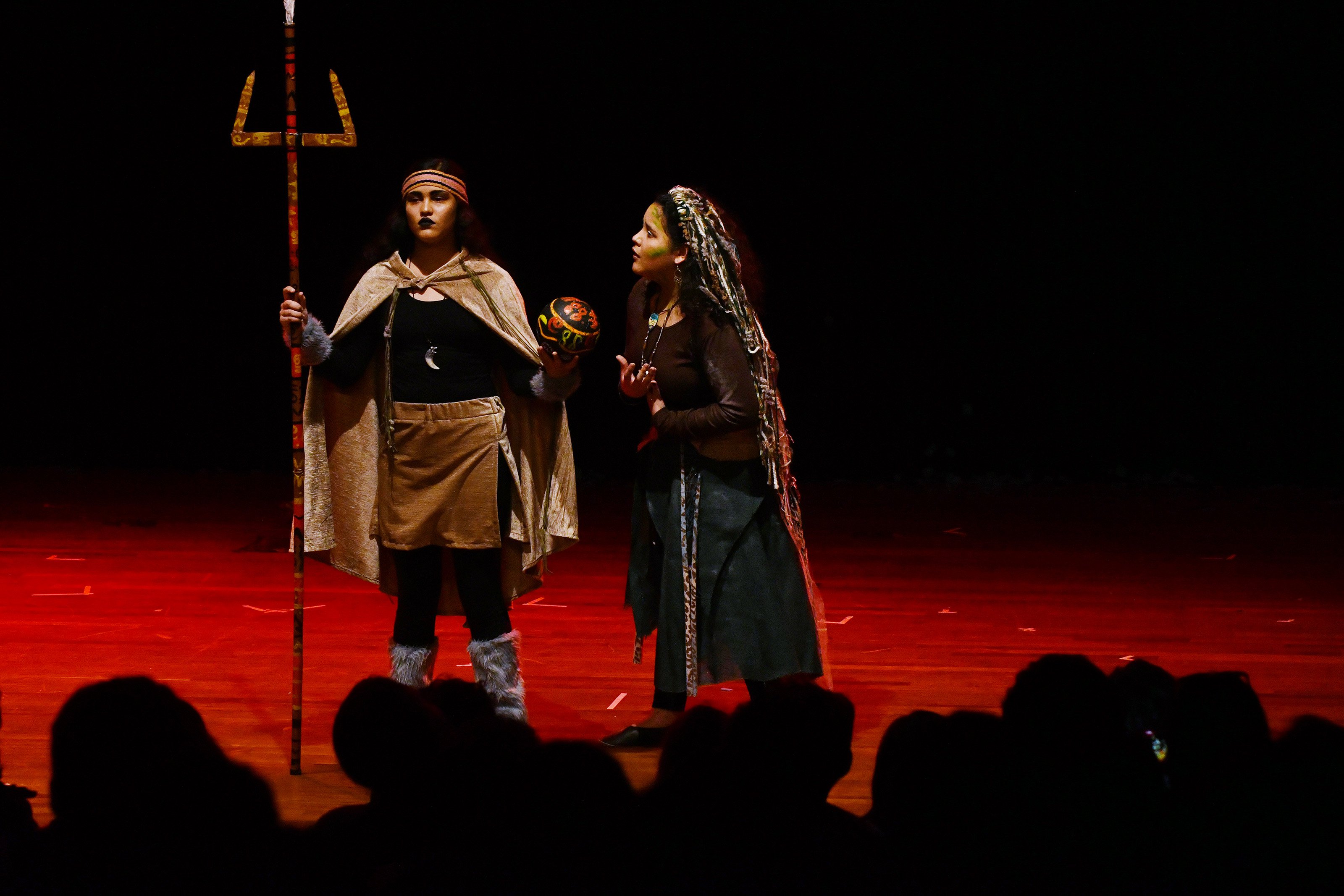 Taller para jóvenes: Los múltiples roles del teatro | Centro Gabriela ...